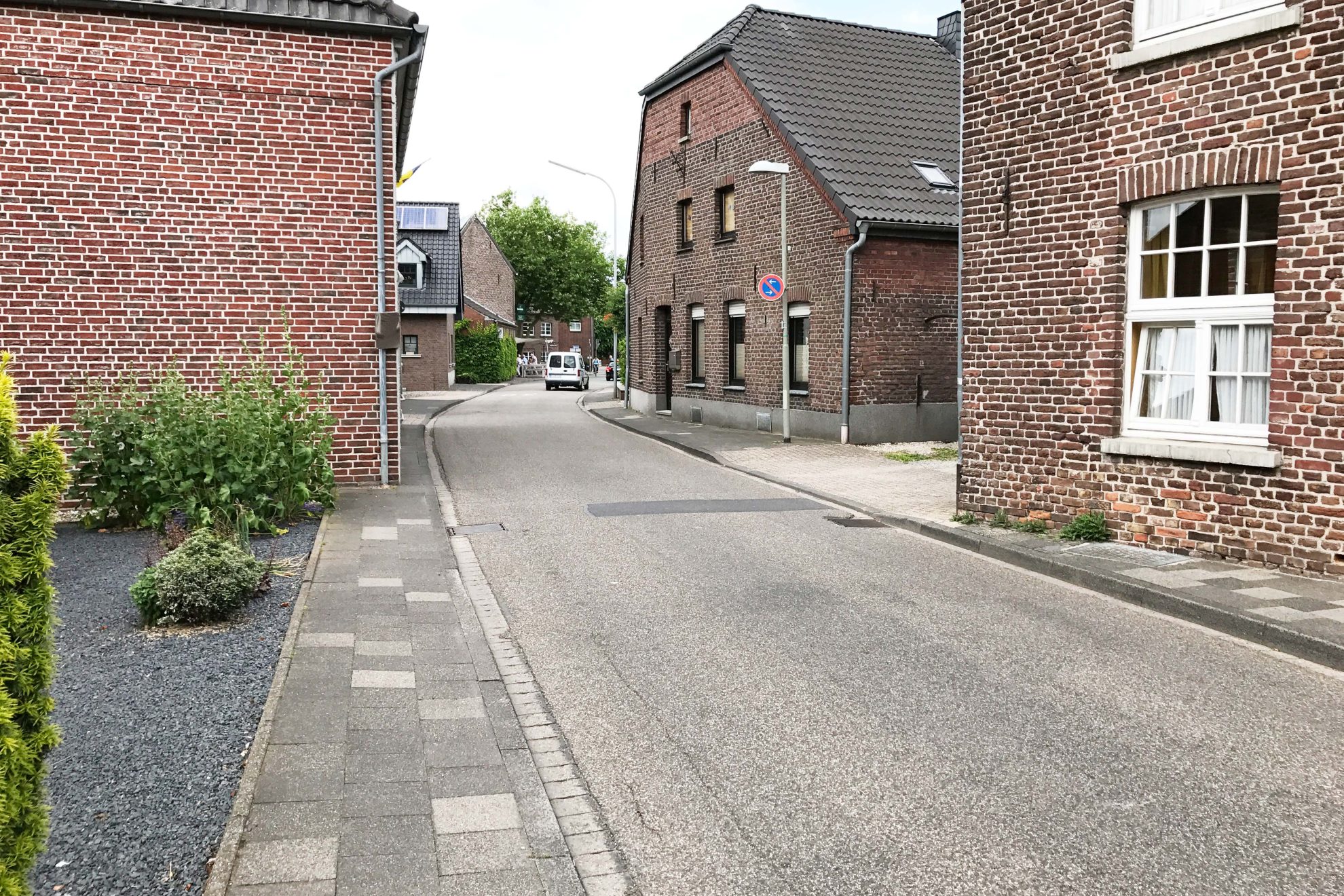 Aus der Fraktion: Antrag auf Verbreiterung des Gehwegs an der ...